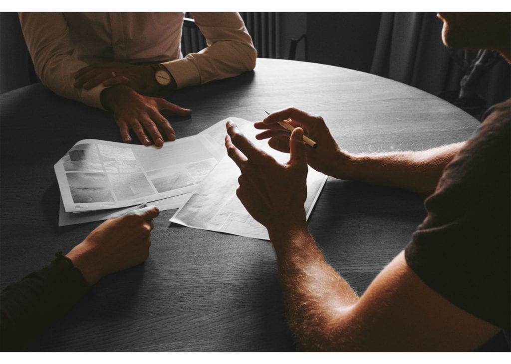 8 Brilliantly Effective Modern Advertising Methods for Businesses ...