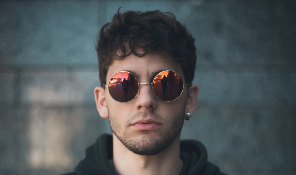 What Color Polarized Sunglasses Should You Buy? | Socialnomics