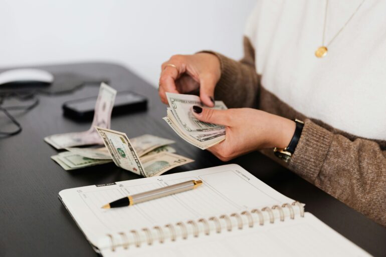 Understanding the Basics of Personal Finance | Socialnomics